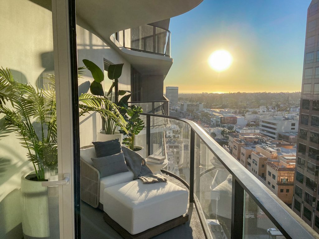 Luxury Los Angeles Apartment Living at LMLA