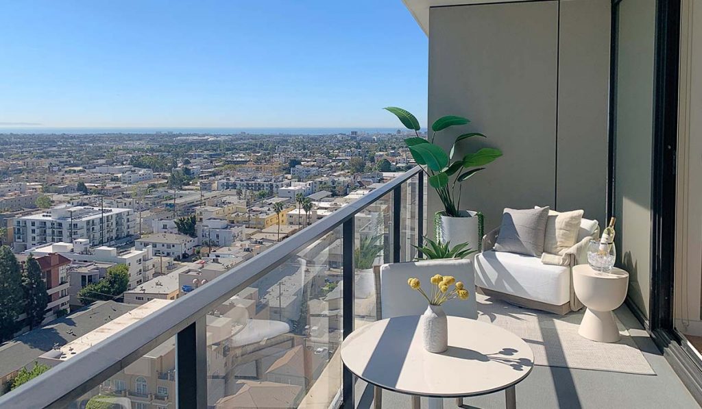 Luxury Los Angeles Apartment Living at LMLA