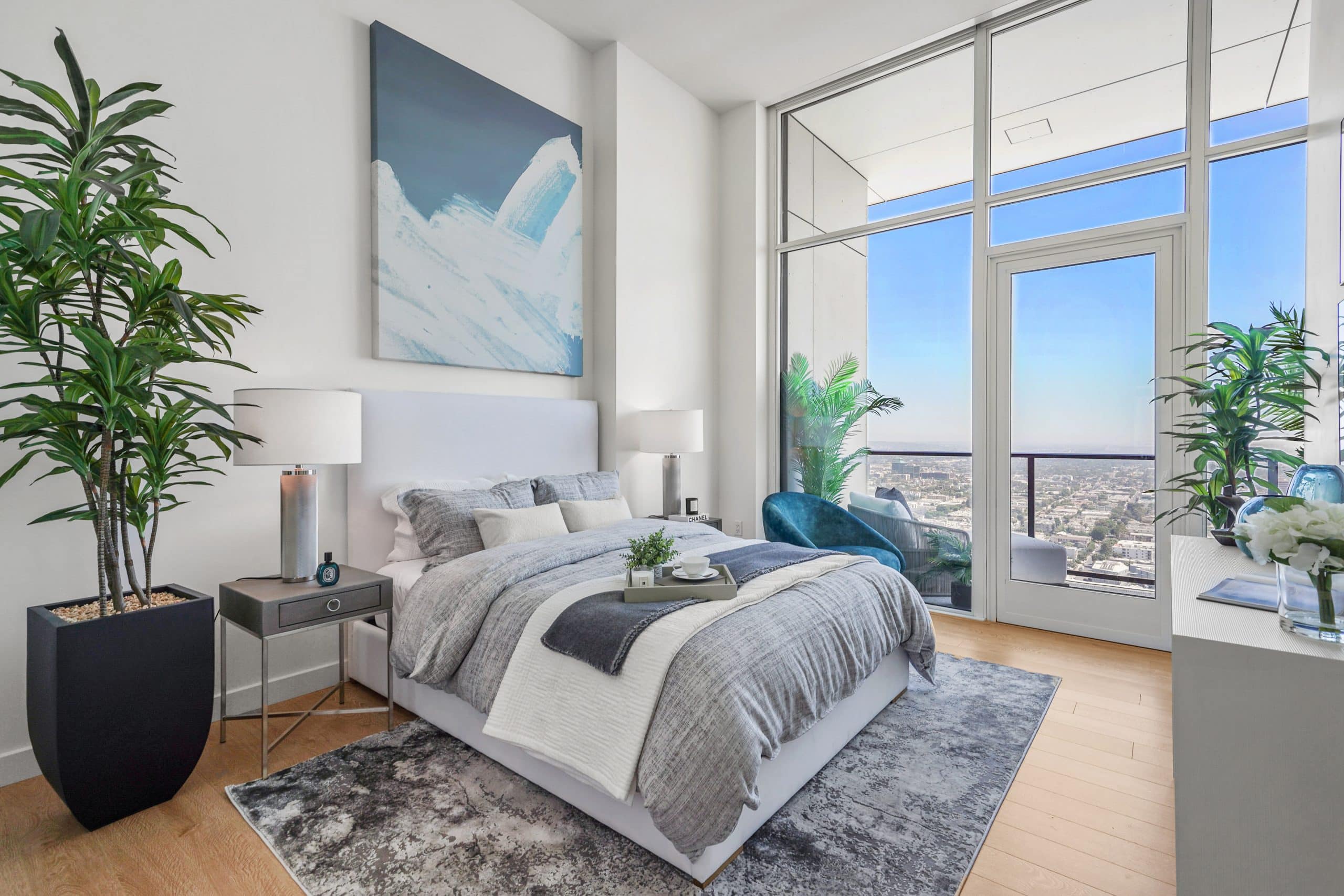 Luxury Los Angeles Apartment Living at LMLA